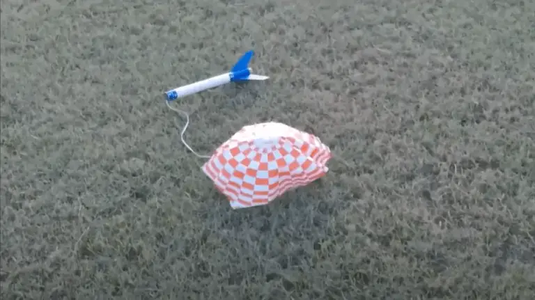 Model Rocket Shock Cord (Length, Material, How to Attach) – The Model ...